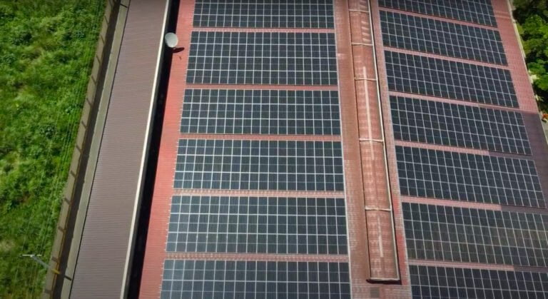 Supervision & control solutions for solar power plants - Elum Energy